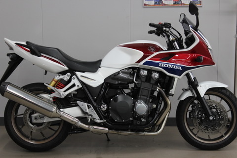 ホンダ CB1300SB 店頭展示中! ウインターセール開催中! | 中古・新車バイクの販売・買取【バイク館SOX】